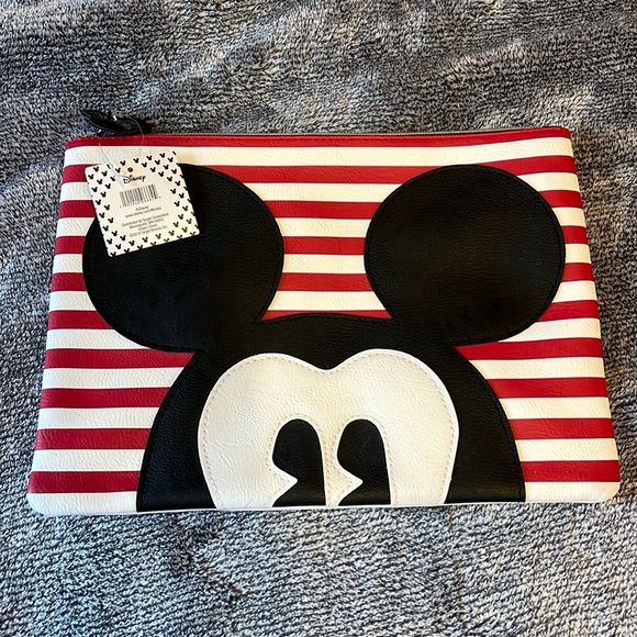 Disney | Bags | Disney Mickey Mouse Carry All | Poshmark